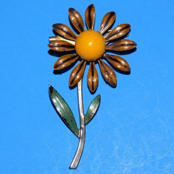 Jewelry | Vintage Daisy Brooch Pin Large Flower Floral Stem Leaves ...